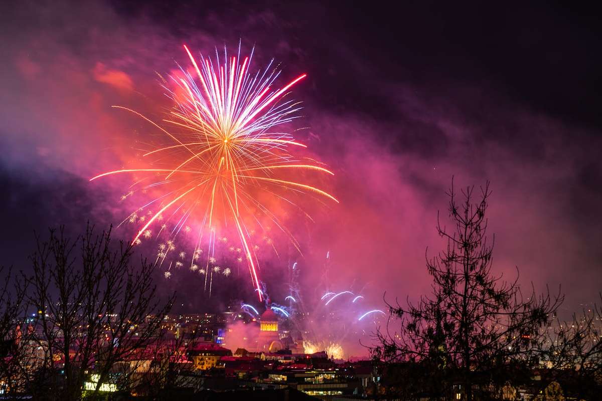 What Are the Major Holidays Observed in Australia? - WiseGuide